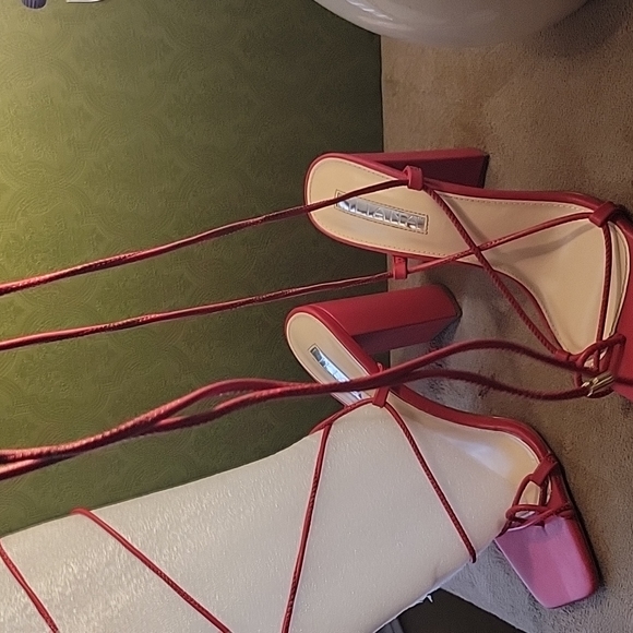 Liliana | Shoes | Red Strappy Block Heel Sandal | Poshmark
